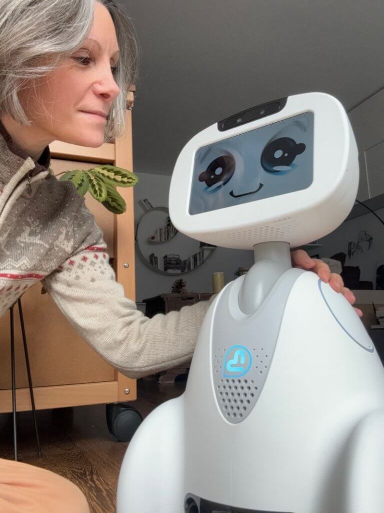 Blue Frog Robotics - Buddy au service de l'art